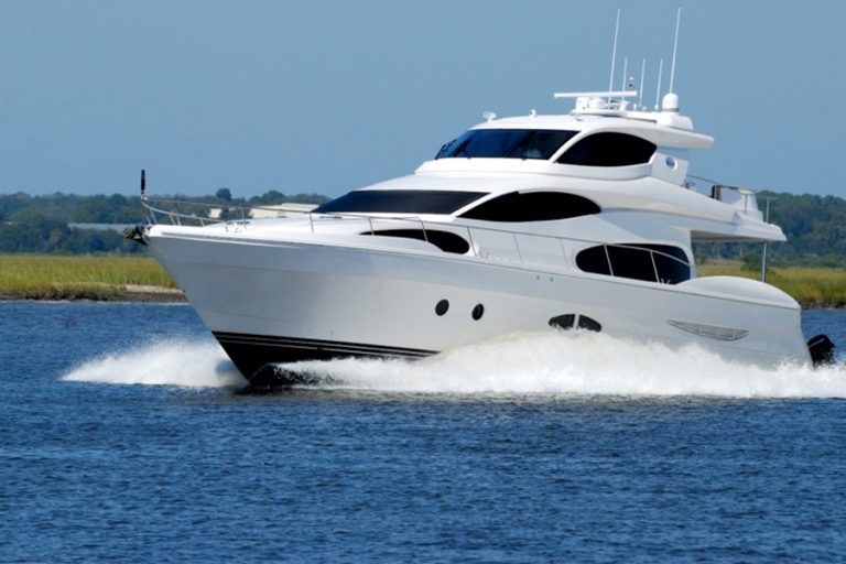 Get Inflatable Toys For Water Sport Ride In Abu Dhabi