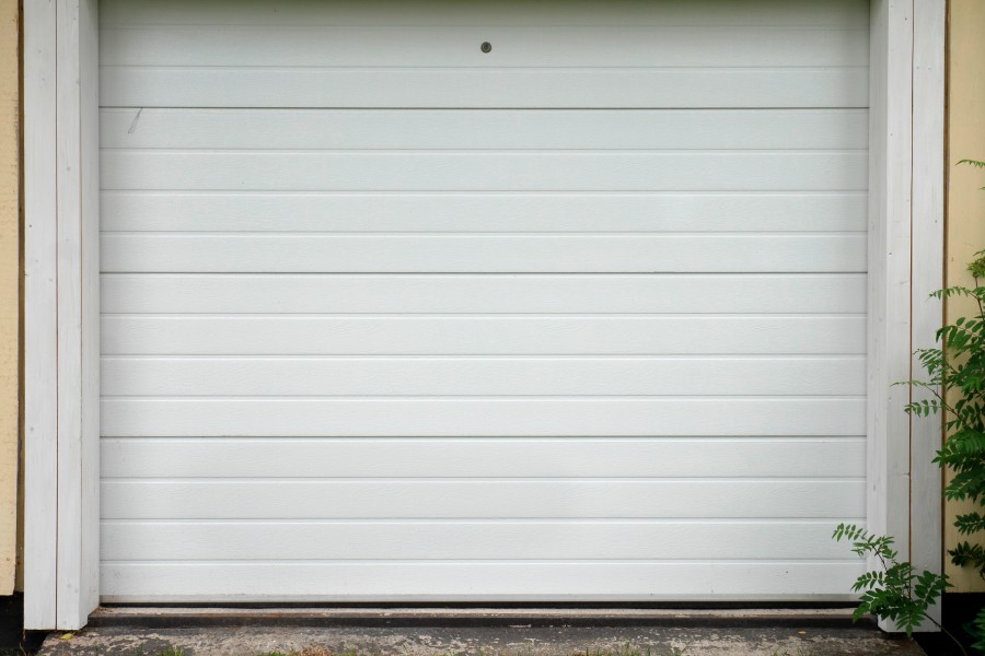When Disaster Strikes: Your Ultimate Guide To Emergency Garage Door Repair