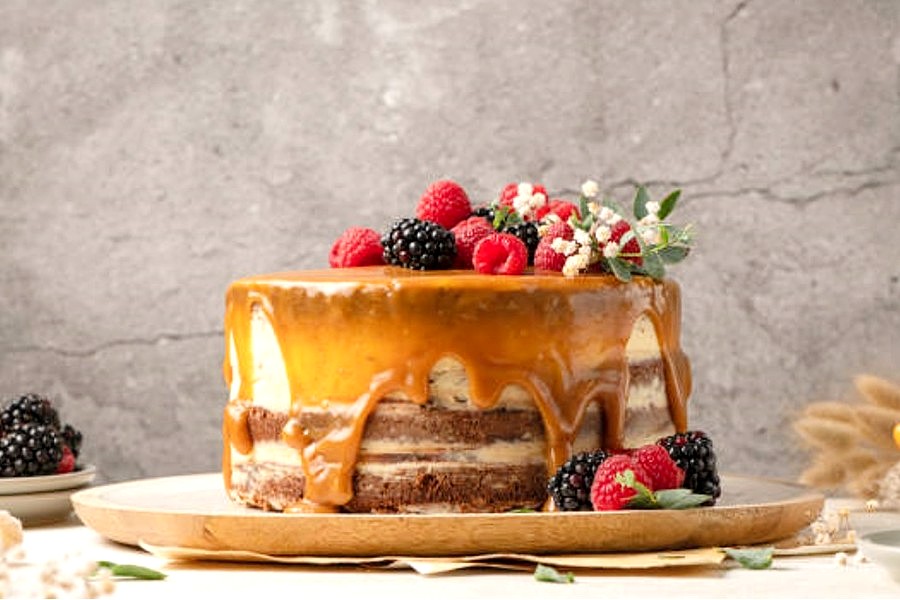 Birthday Cakes That Wow: Innovative Designs And Showstopper Decorations