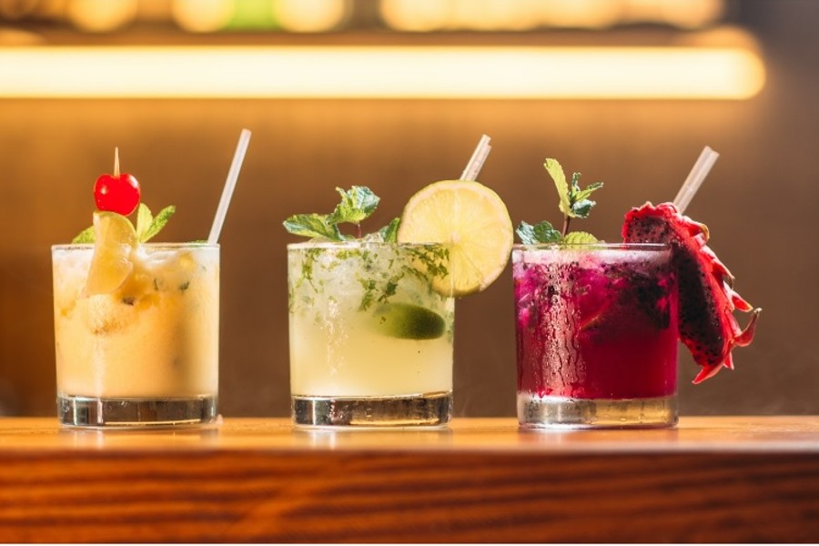 A Guide To Do-It-Yourself Party Cocktails — Ingredients, Techniques ...