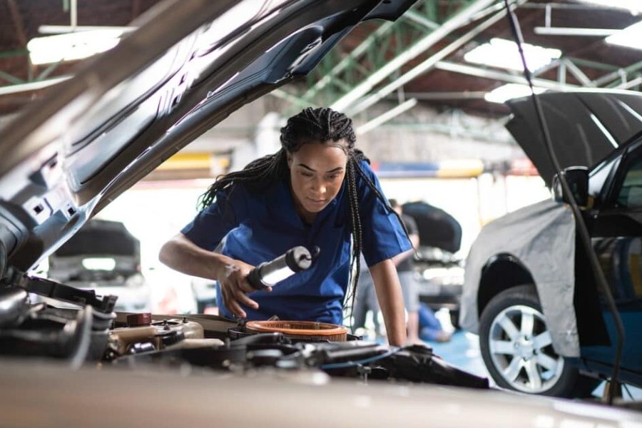 5 Everyday Tasks Auto Repair Shops Should Automate Today
